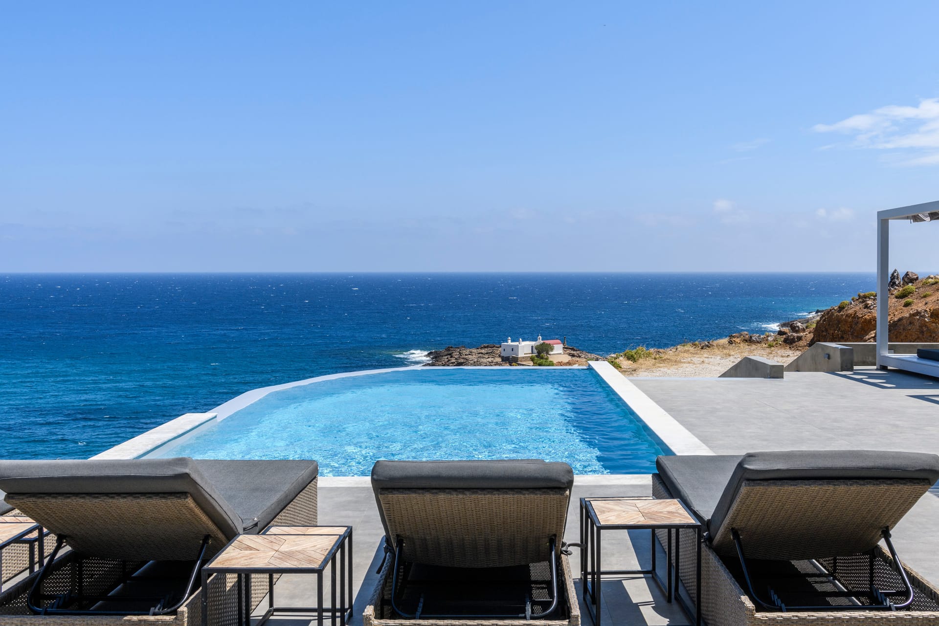 Villa Thea with Private Pool & Jacuzzi - Book in Greece