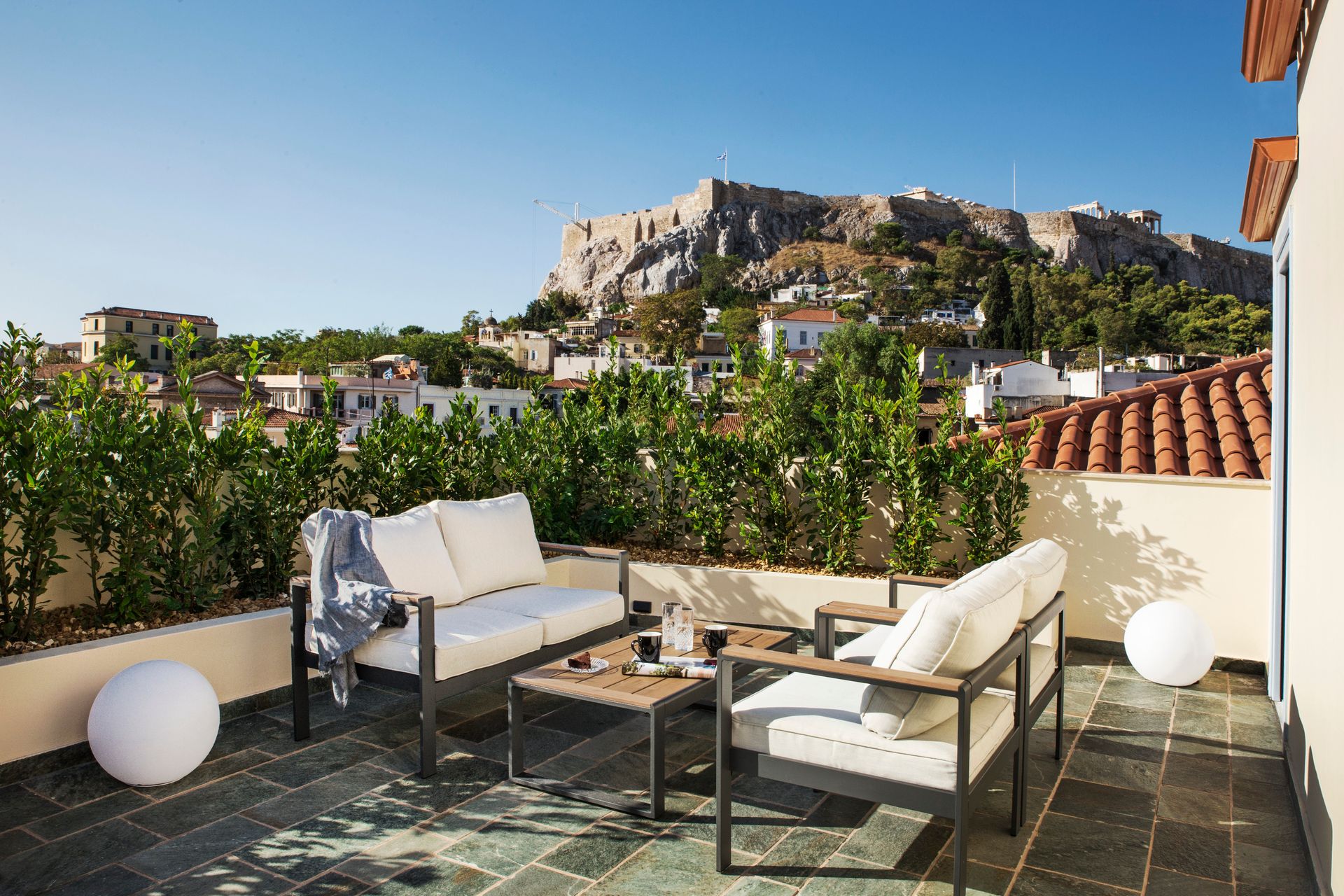 Grey Residence with mini Pool Jacuzzi - Book in Greece